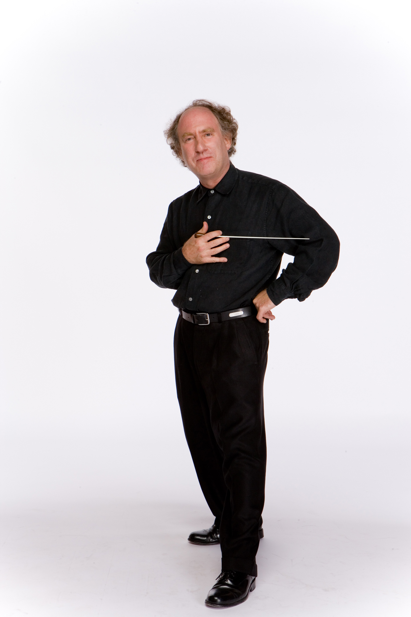 LA Chamber Orchestra & Benjamin Beilman dance their way through an ...