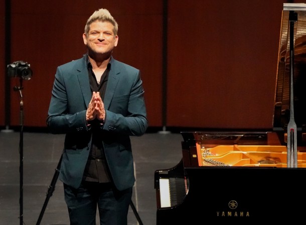 Turning off the lights to see better: Ory Shihor re-opens The Wallis ...